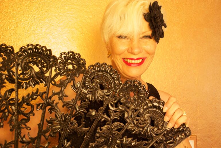 About Us – Angie Bowie – Official Site